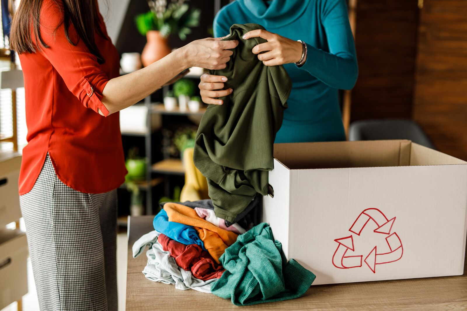 California SB 707: The Responsible Textile Recovery Act of 2024 | SGS USA