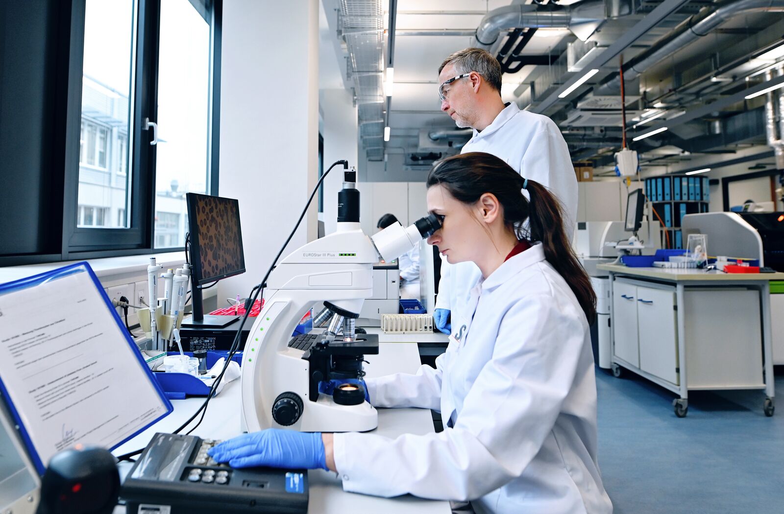 First Commercial Cell Sorting Service for the Biopharmaceutical ...