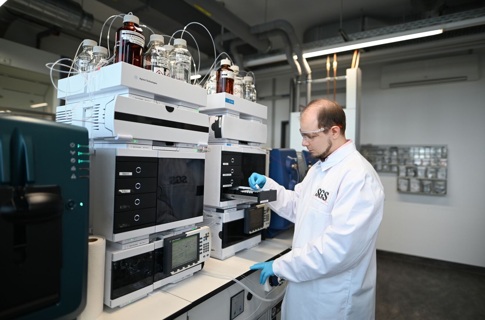 Conoce nuestras técnicas avanzadas en el laboratorio de pesticidas de ...